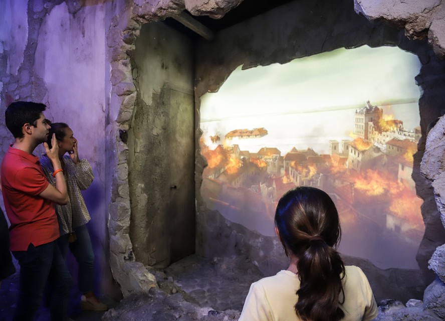 Milhares de brasileiros visitam museu que reproduz terremoto em Lisboa