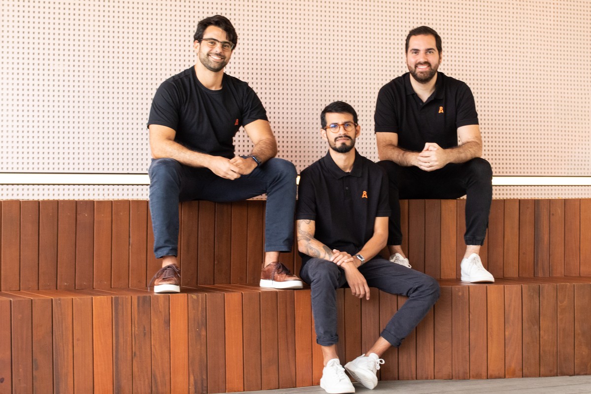 Assis, novo assistente virtual para profissionais free lancers, levanta R$ 27,5 milhões