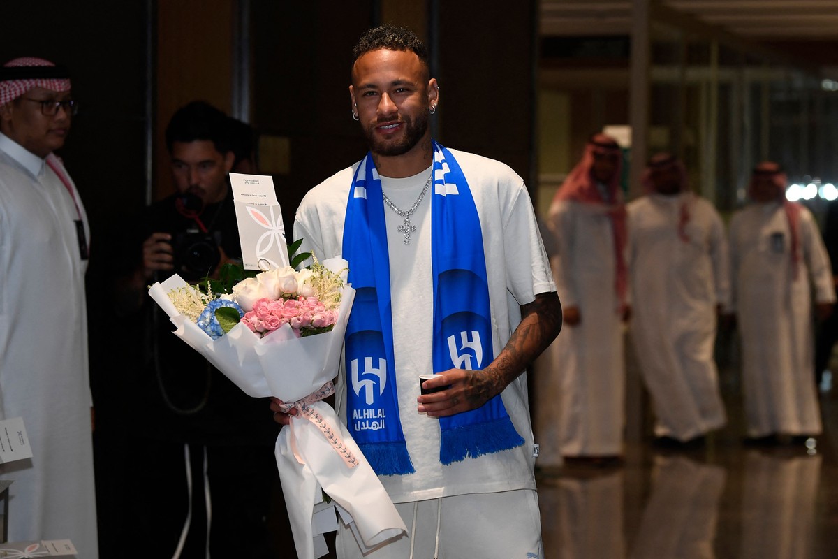 Neymar diz estar feliz na Arábia Saudita e apoia candidatura do país ...