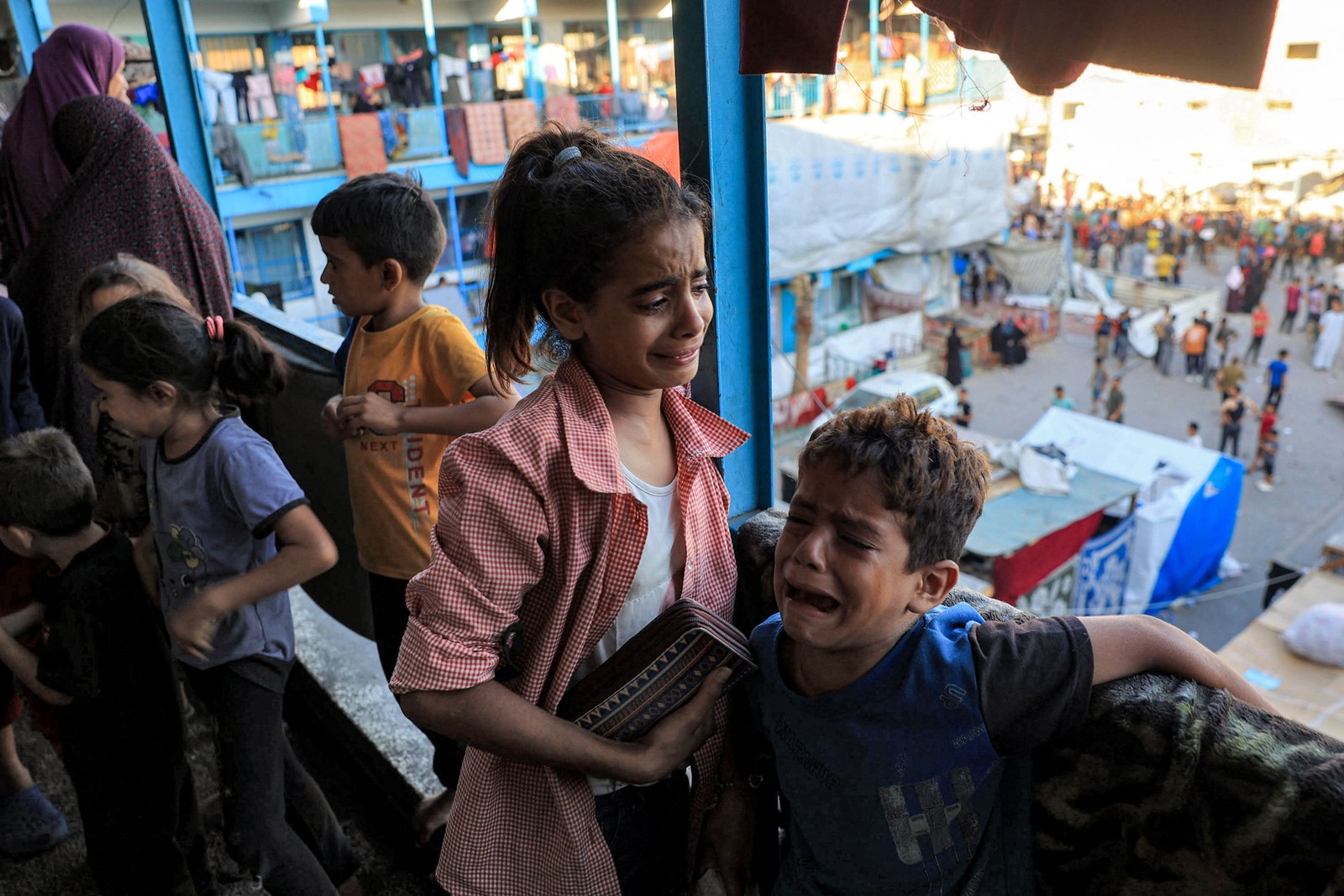 Bombardeio israelense deixa 28 mortos em Gaza, e Papa Francisco condena ...