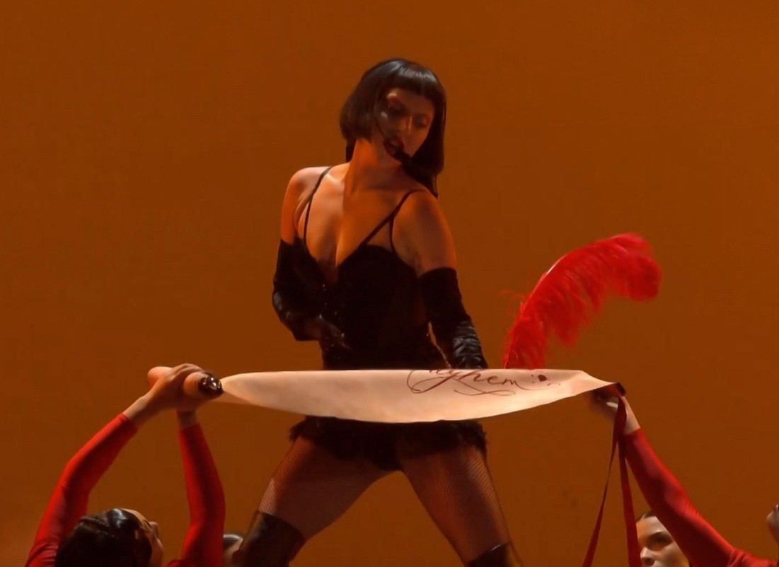 Afinal, quem pediu pizza para os fãs da Lady Gaga no Rio?