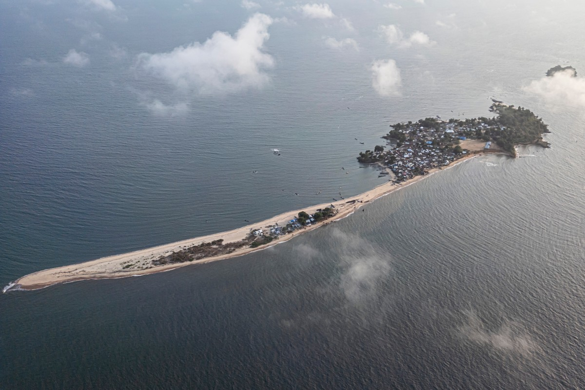 Ilha na costa da África está sendo tomada pelo avanço do mar: 'Tínhamos ...