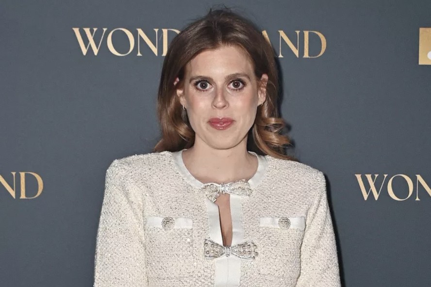 Princesa Beatrice revela detalhes do nascimento prematuro de sua filha ...