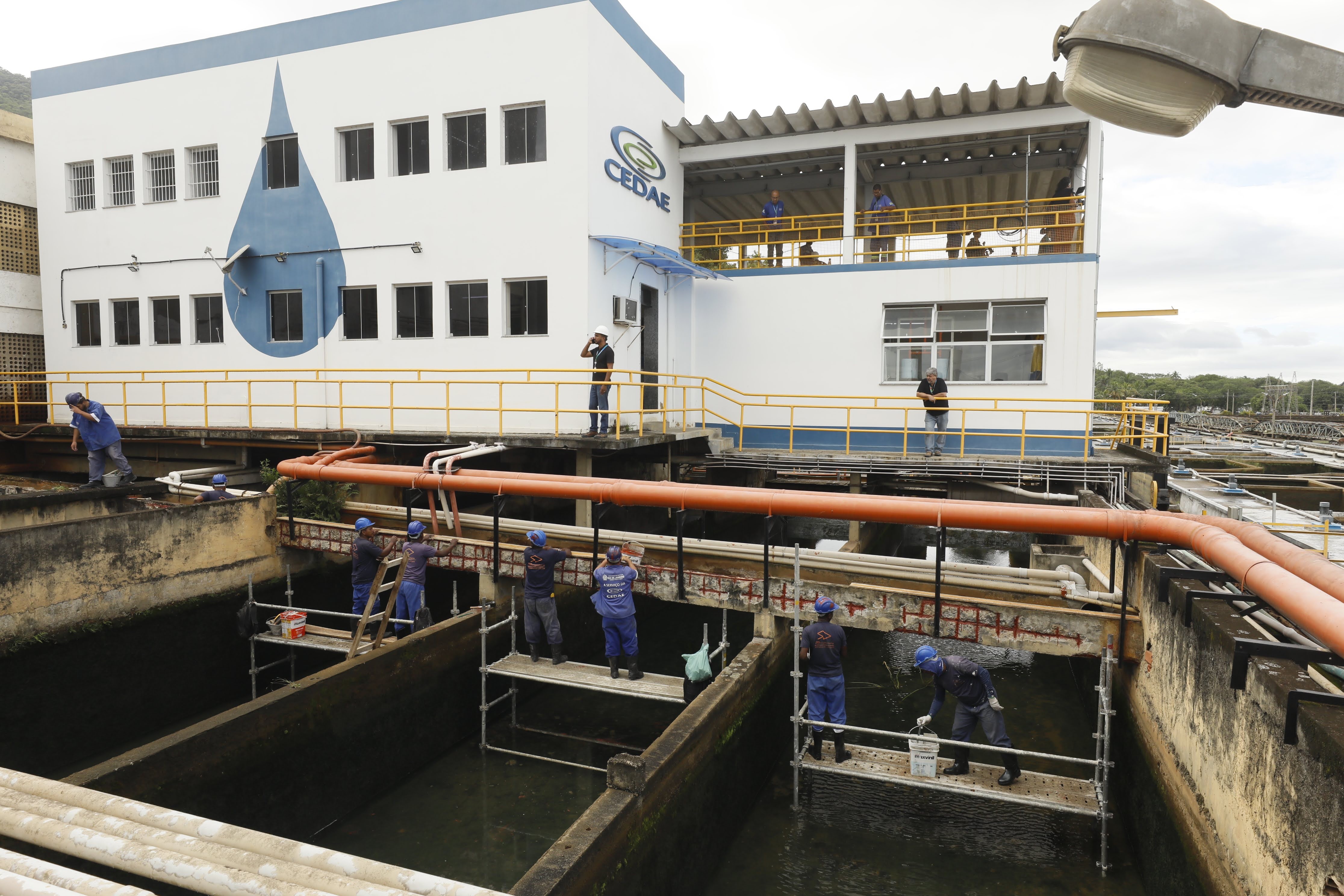 Cedae conclui manutenção do Sistema Guandu; abastecimento de água deve ...