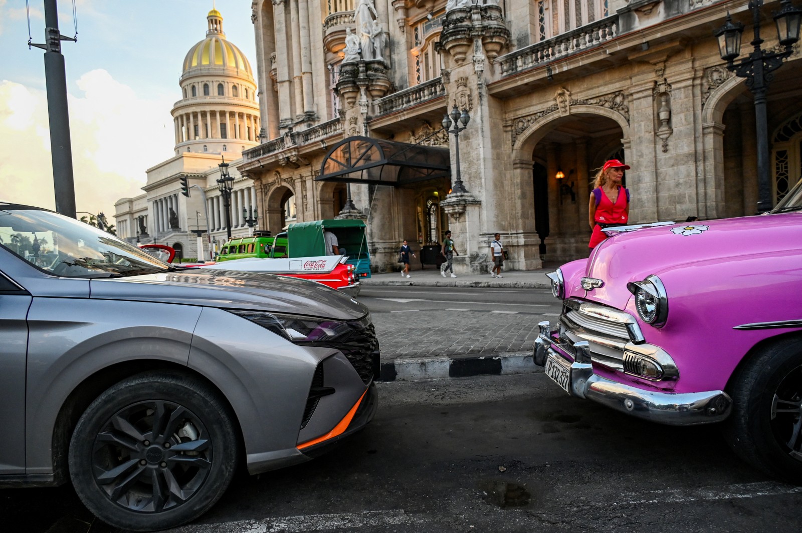 Luxo sobre rodas: Carros de alto padrão roubam a cena dos clássicos ...