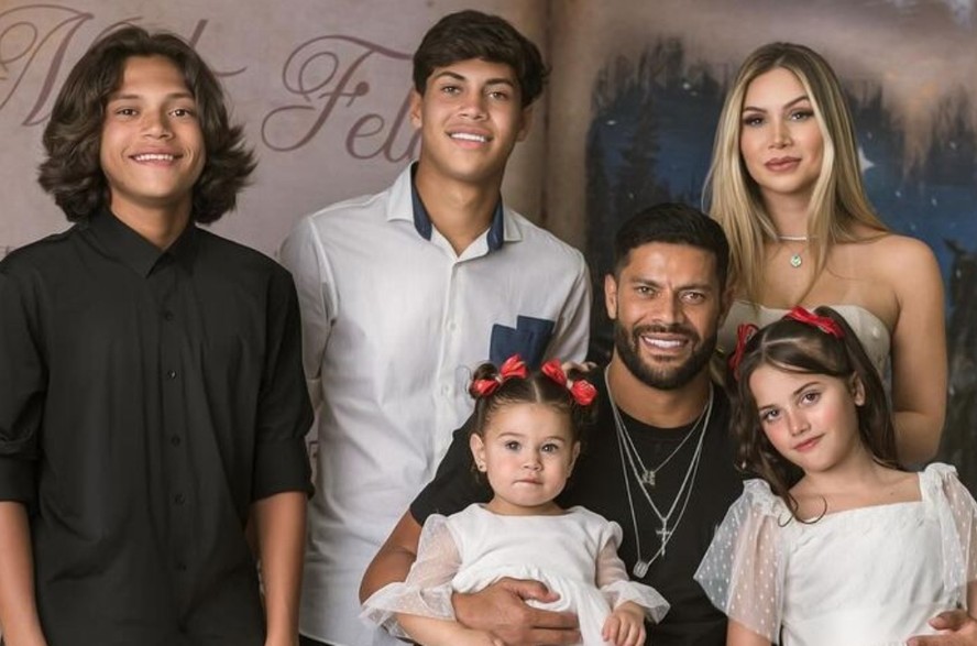 Casamento de Hulk: entenda a árvore genealógica do jogador, que é pai ...