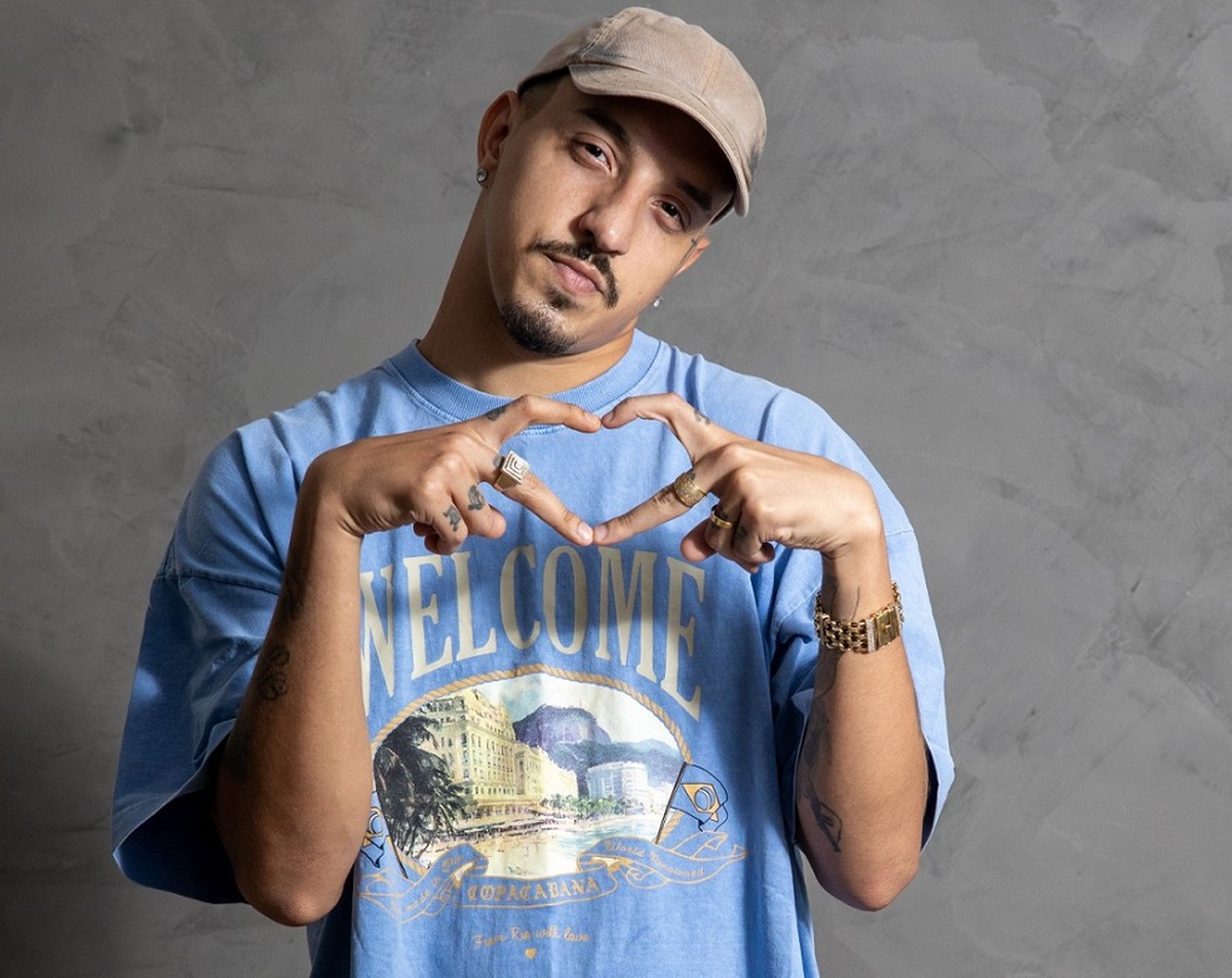 Último romântico do rap, Delacruz comemora sucesso do disco ‘Vinho’ e ...