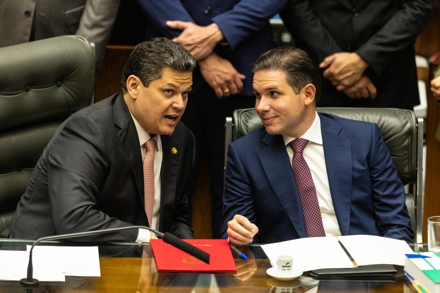 O Planalto contra-ataca: Motta e STF viram armas do governo para barrar ...