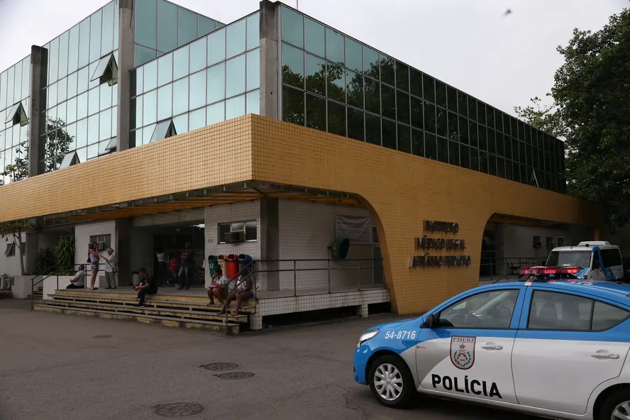 Governo federal envia peritos da Polícia Federal ao Rio para reforçar ...