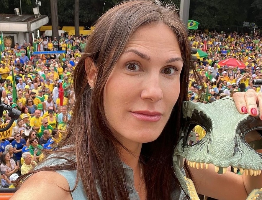 Pré-candidata do Novo em SP consegue na Justiça direito de ocultar ...