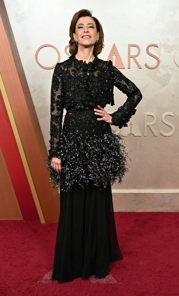 Oscar 2025: Fernanda Torres escolhe look Chanel para a cerimônia: 'Deu ...