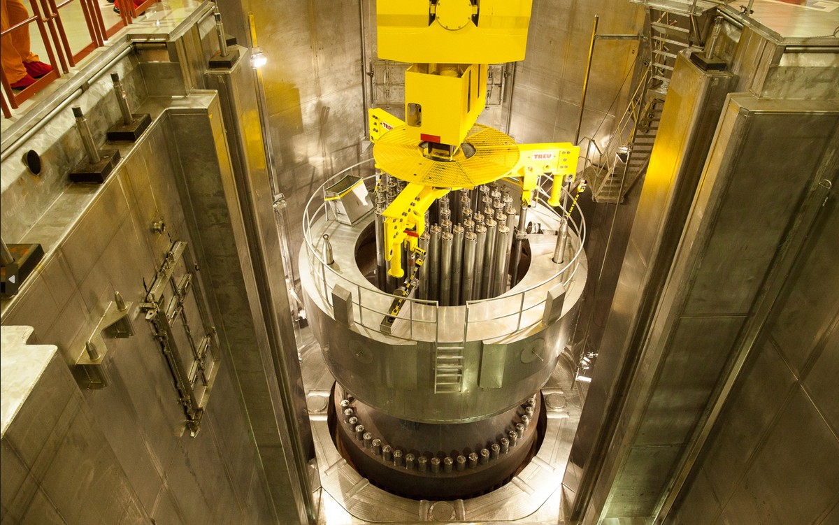 Usina nuclear Angra 2 vai substituir 28 toneladas de urânio em ...