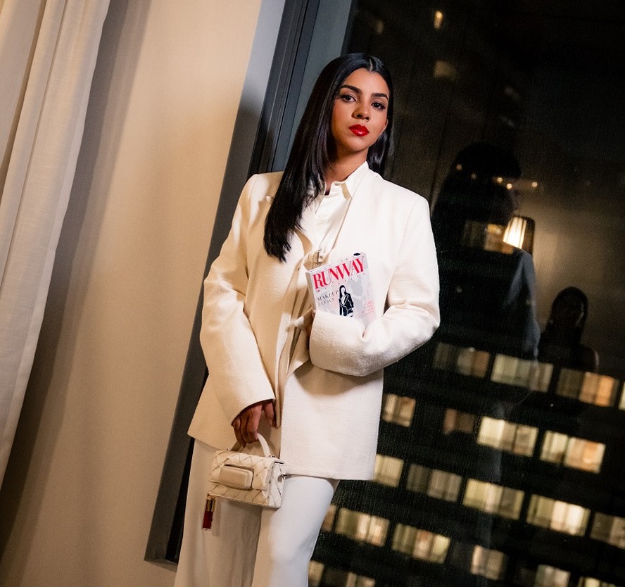 Ary Mirelle revela nova fase no estilo e aposta em produções mais ousadas