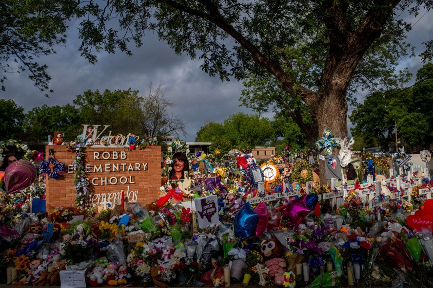 Ataque no Texas: Prefeitura decide demolir Robb Elementary School, onde ...