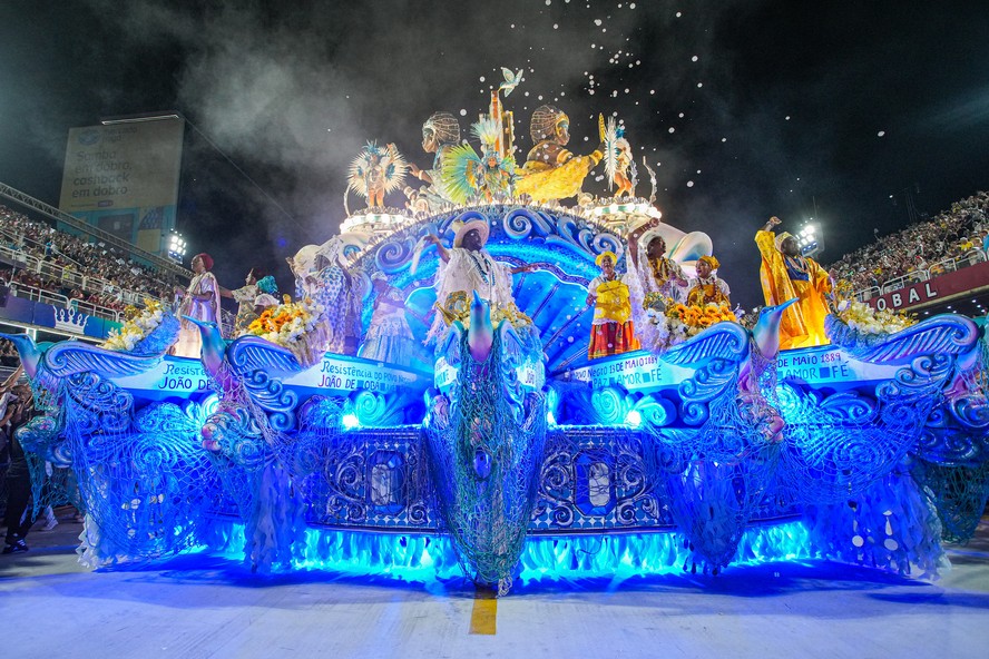 Grupo Especial 2026: Beija-Flor perde o carnaval em alegorias e adereços