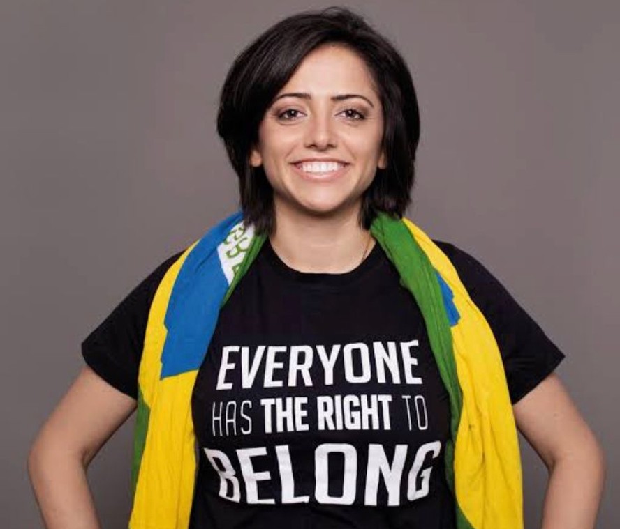 A ativista Maha Mamo dará palestra no Brasil sobre a sua experiência de ...
