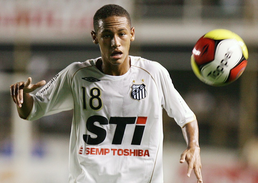 Transformação física: veja mudanças da aparência de Neymar ao longo da ...