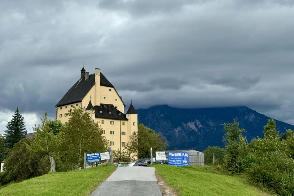 Freiras austríacas que fugiram de asilo podem permanecer em convento ...