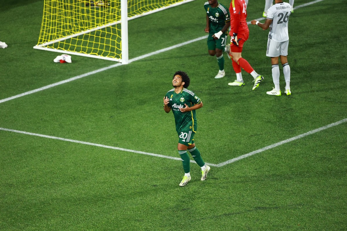 Quem é Evander, cria do Vasco que é alvo do Flamengo