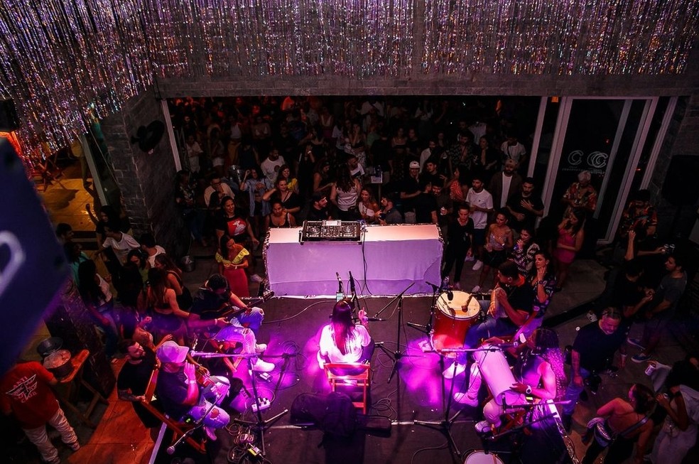 Festival de vinhos, de cerveja e de comida di buteco, entre outros ...