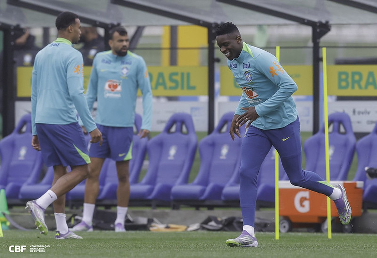 Luiz Henrique fala de Copa do Mundo, Neymar, Garrincha, vida na Rússia ...