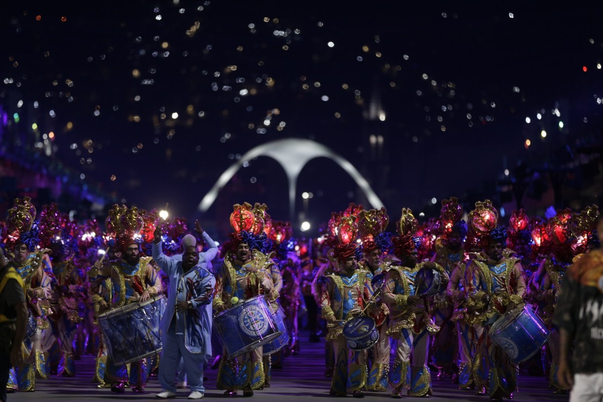 Apuração Carnaval 2024: veja a lista de campeãs do Rio desde 1932