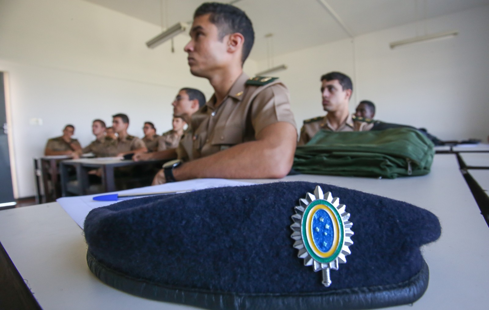 Militar da 1ª turma feminina da Aman está cotada para ser general ...