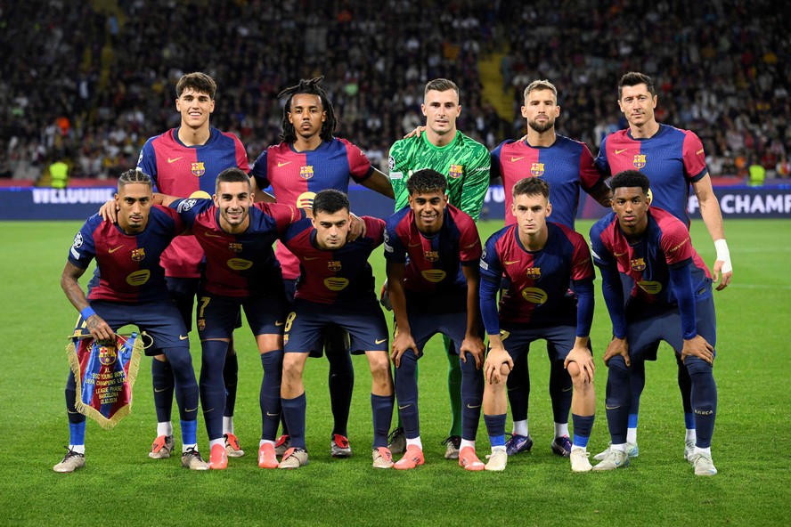Barcelona chega a acordo de renovação com Nike, e novo contrato renderá ...