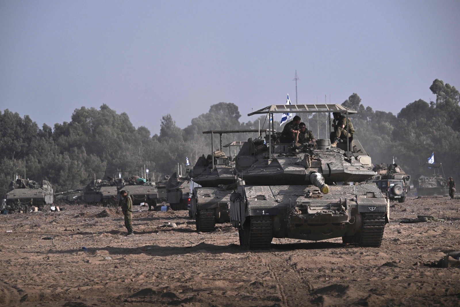 Após morte de jornalista, Exército de Israel diz ter matado 'vários ...