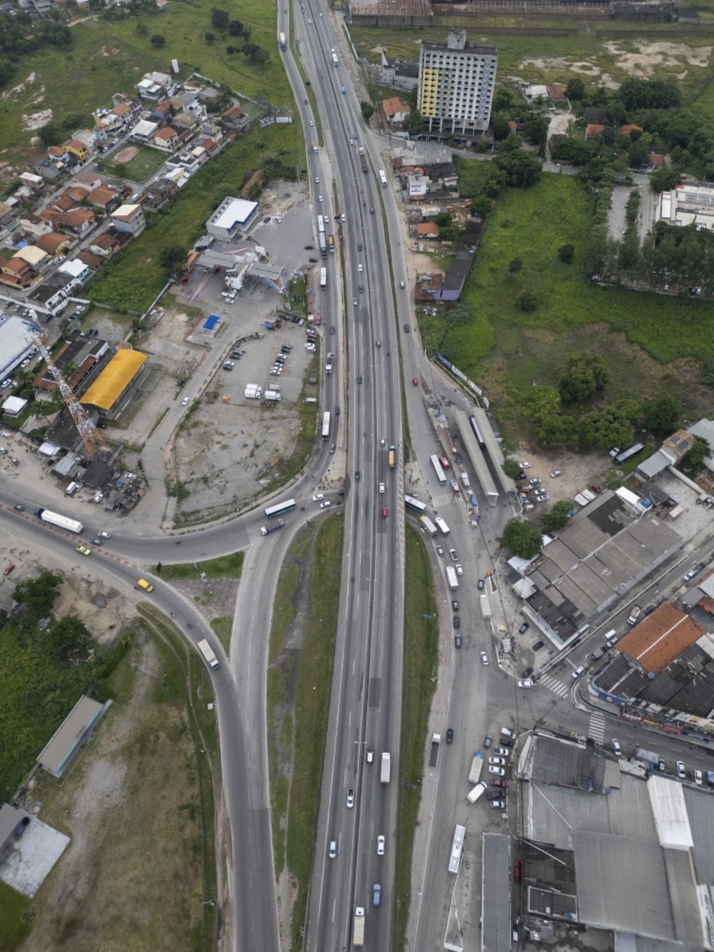 Vai viajar? Saiba como estão as estradas que levam os cariocas aos ...