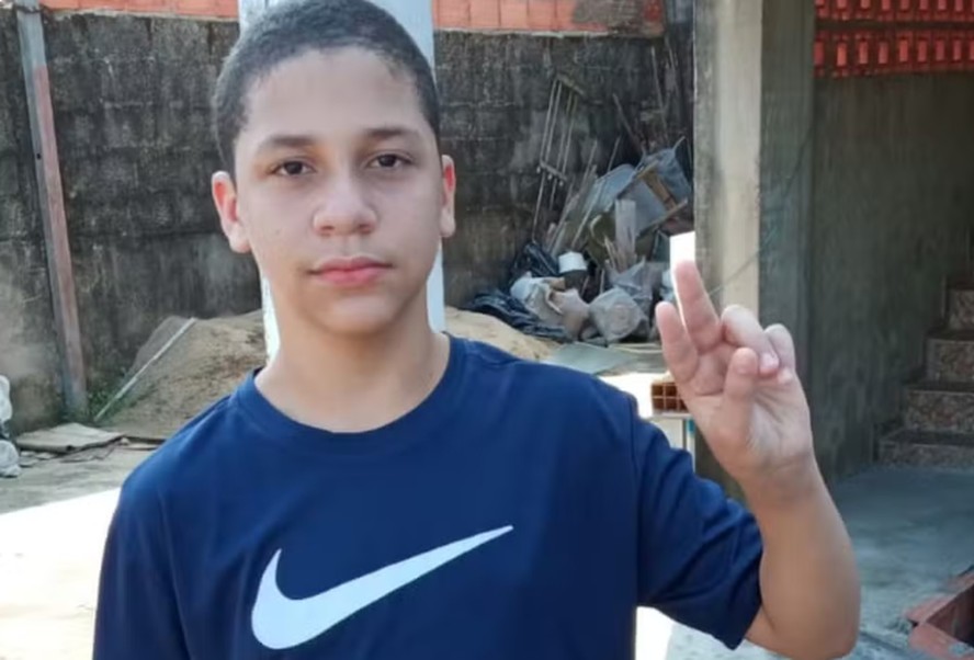 Adolescente de 13 anos morre após sofrer agressões de colegas em escola ...