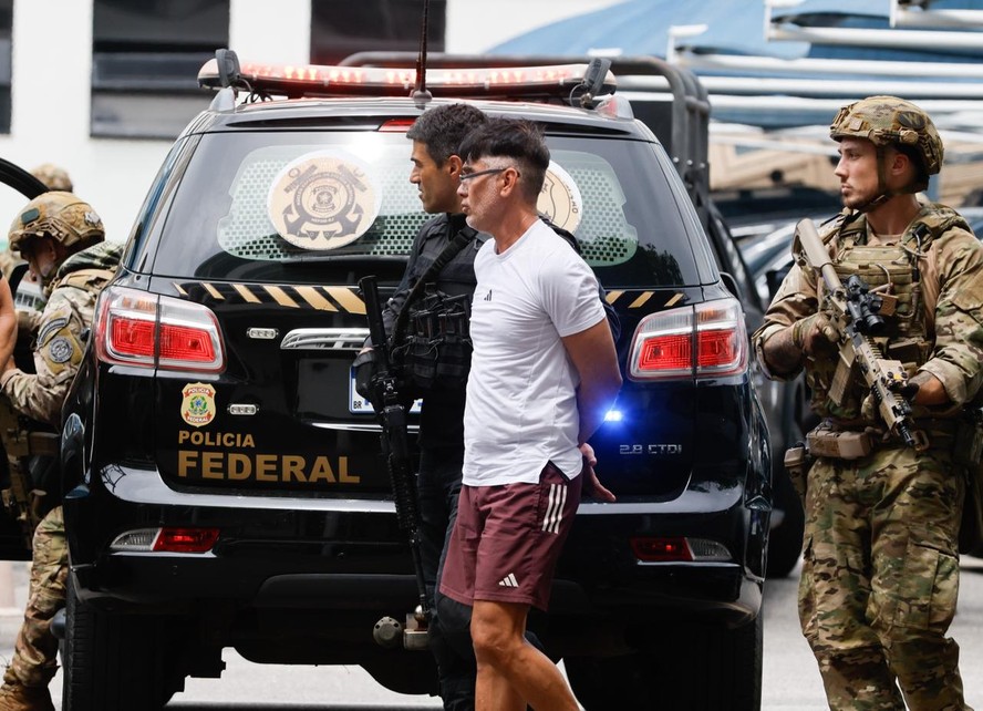 Adilsinho, preso em Cabo Frio, estava foragido por mortes ocorridas há ...