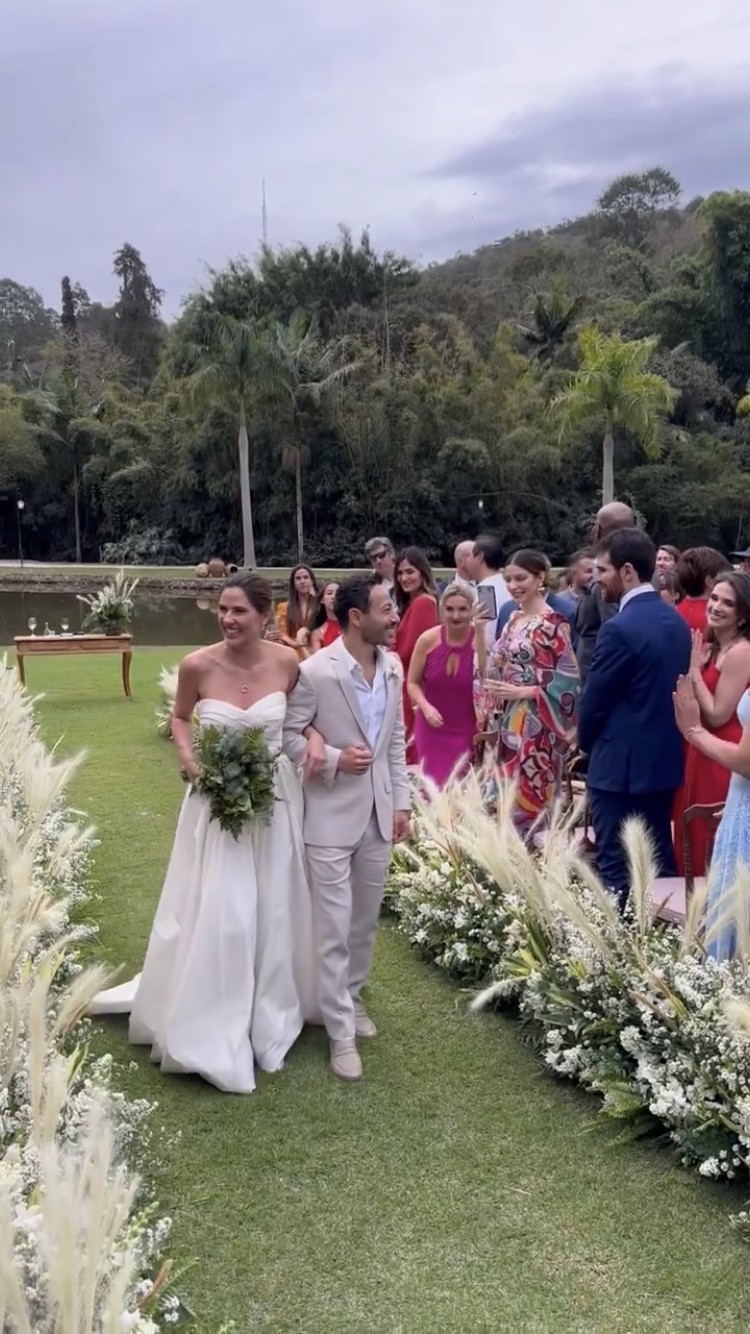 Quem é Rafaela Mandelli, atriz que casou neste fim de semana em SP e ...