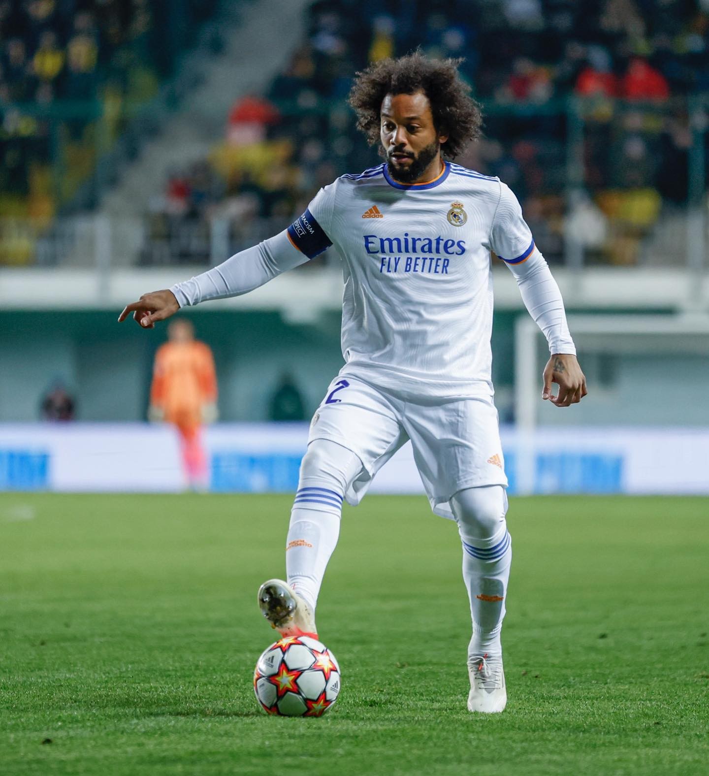 Juvenil B aos 15 anos: Enzo Alves, filho de Marcelo, tem 'ascensão meteórica' no Real Madrid