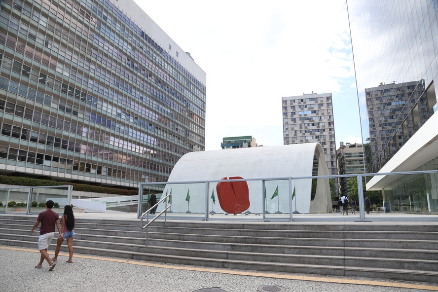 Com quase 70 anos, Livraria da Fundação Getúlio Vargas fechou as portas