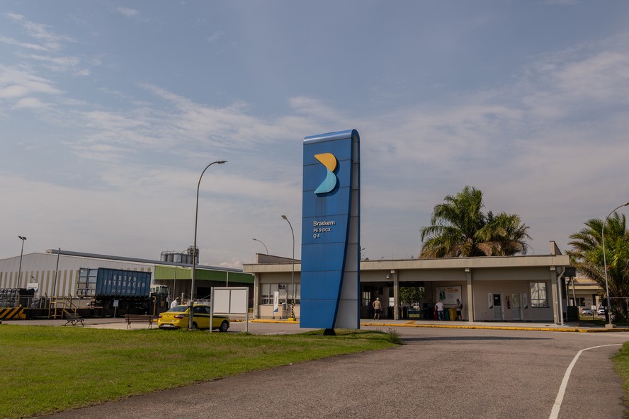 Braskem diz que Novonor assina acordo para venda do controle da ...