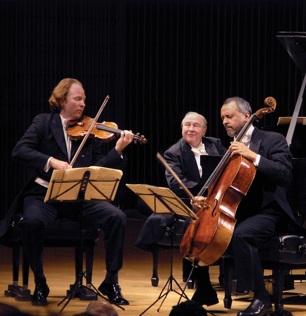 Morre Menahem Pressler, lenda do piano e fundador do Trio Beaux Arts, aos 99 anos