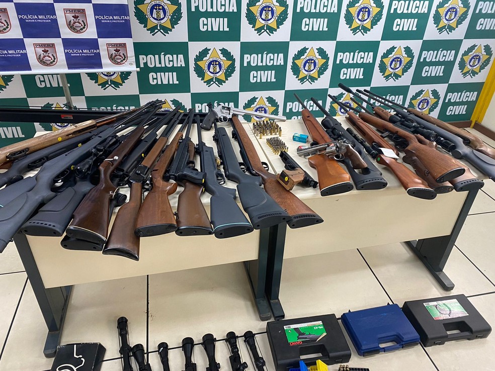 Empresário é Preso Com Arsenal No Rj Após Dar Tiros Durante Festa De