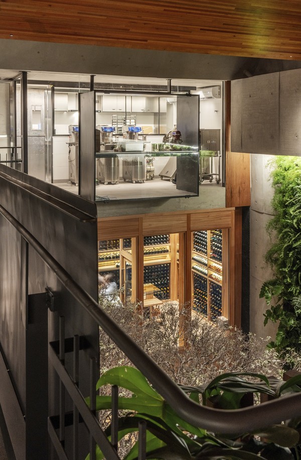 Após intervalo de três anos, o chef Ivan Ralston reabre o Tuju em casa ...