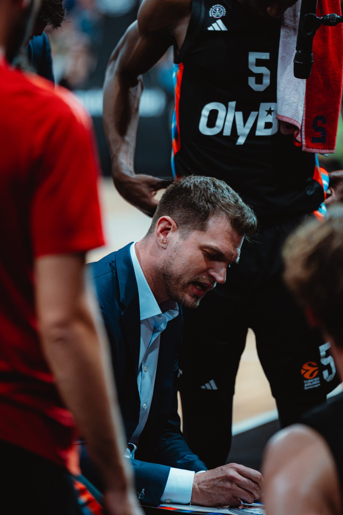 Treinador sensação na Europa, Splitter reconhece aposta do Paris, conta ...