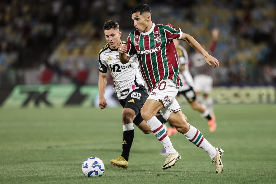 Fluminense atropela fragilidades do Galo e limita rival a um chute no ...