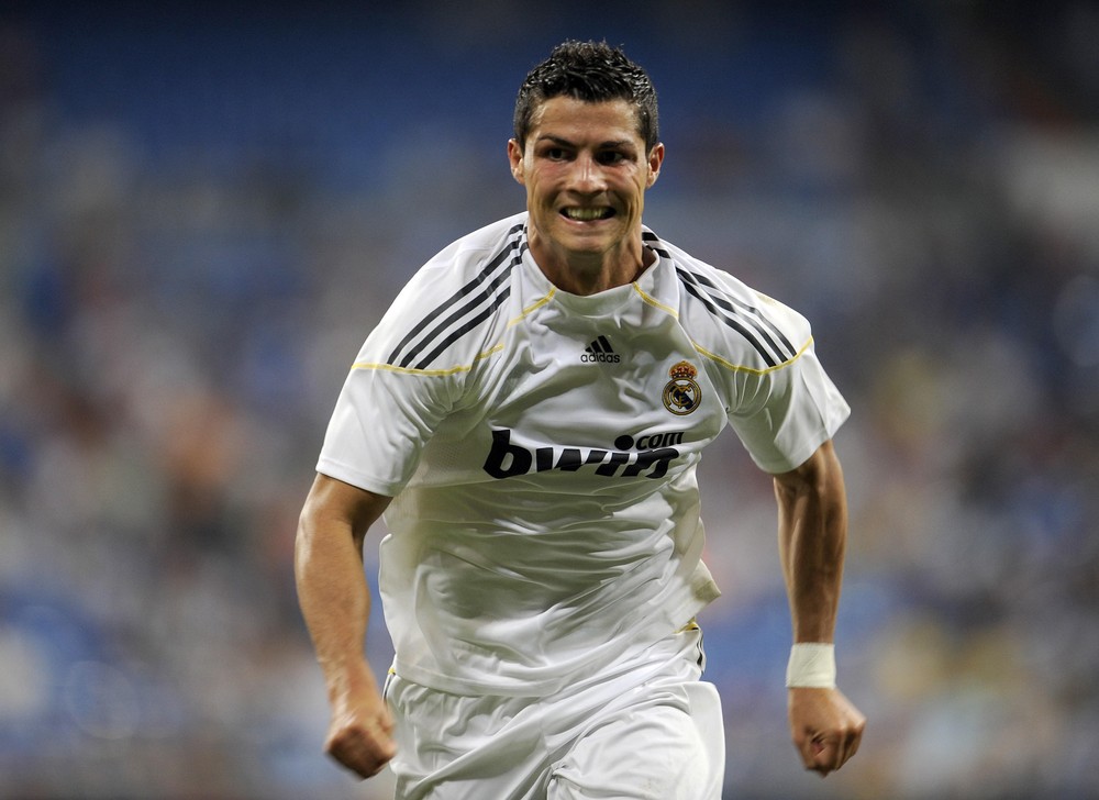 Ronaldo Fenômeno, Beckham, Zidane... veja as contratações mais ...