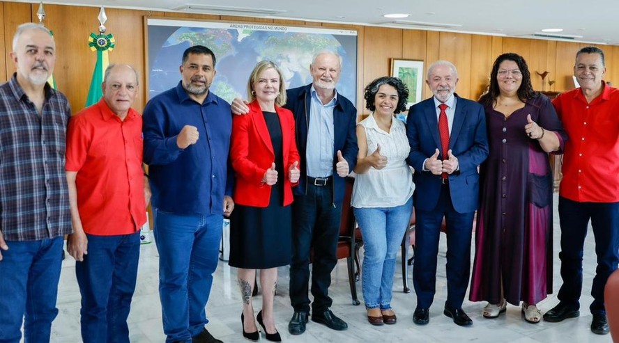 Lula recebe cúpula do MST em meio à onda de invasões pelo país