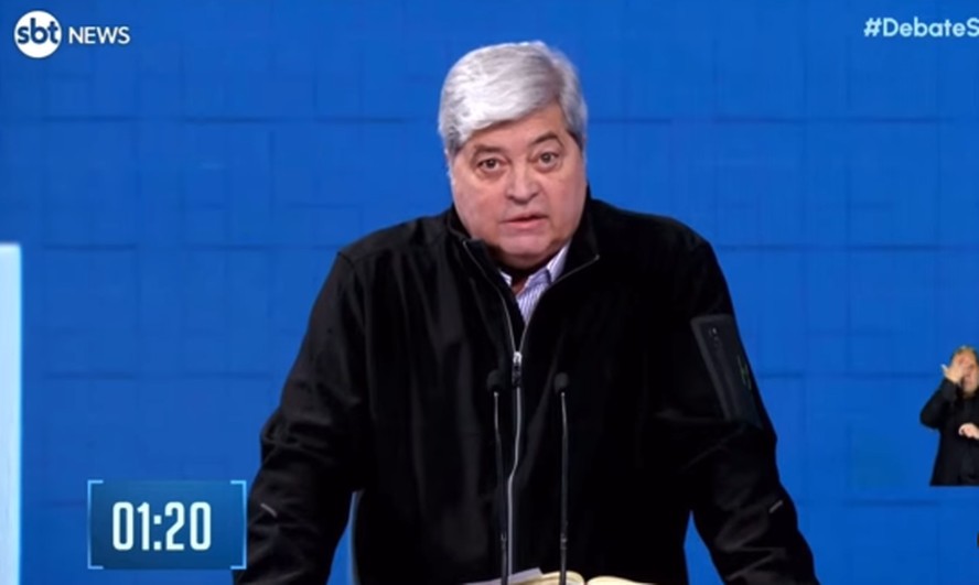 'Todos os dias venho defendendo bandidos': internautas não perdoam ato ...