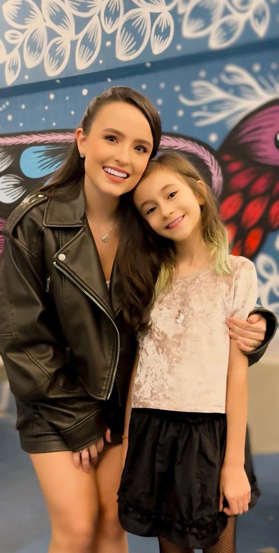 O encontro de Larissa Manoela e Sofia Gilberto