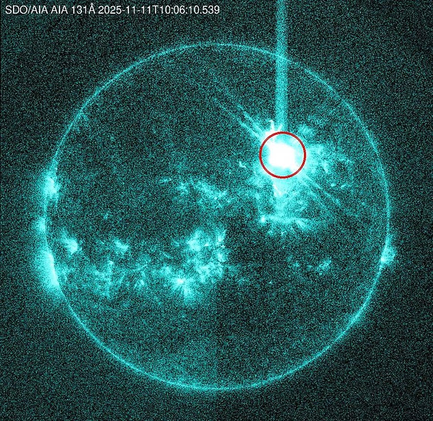 Erupção solar mais forte do ano provoca apagão de rádio e pode afetar ...