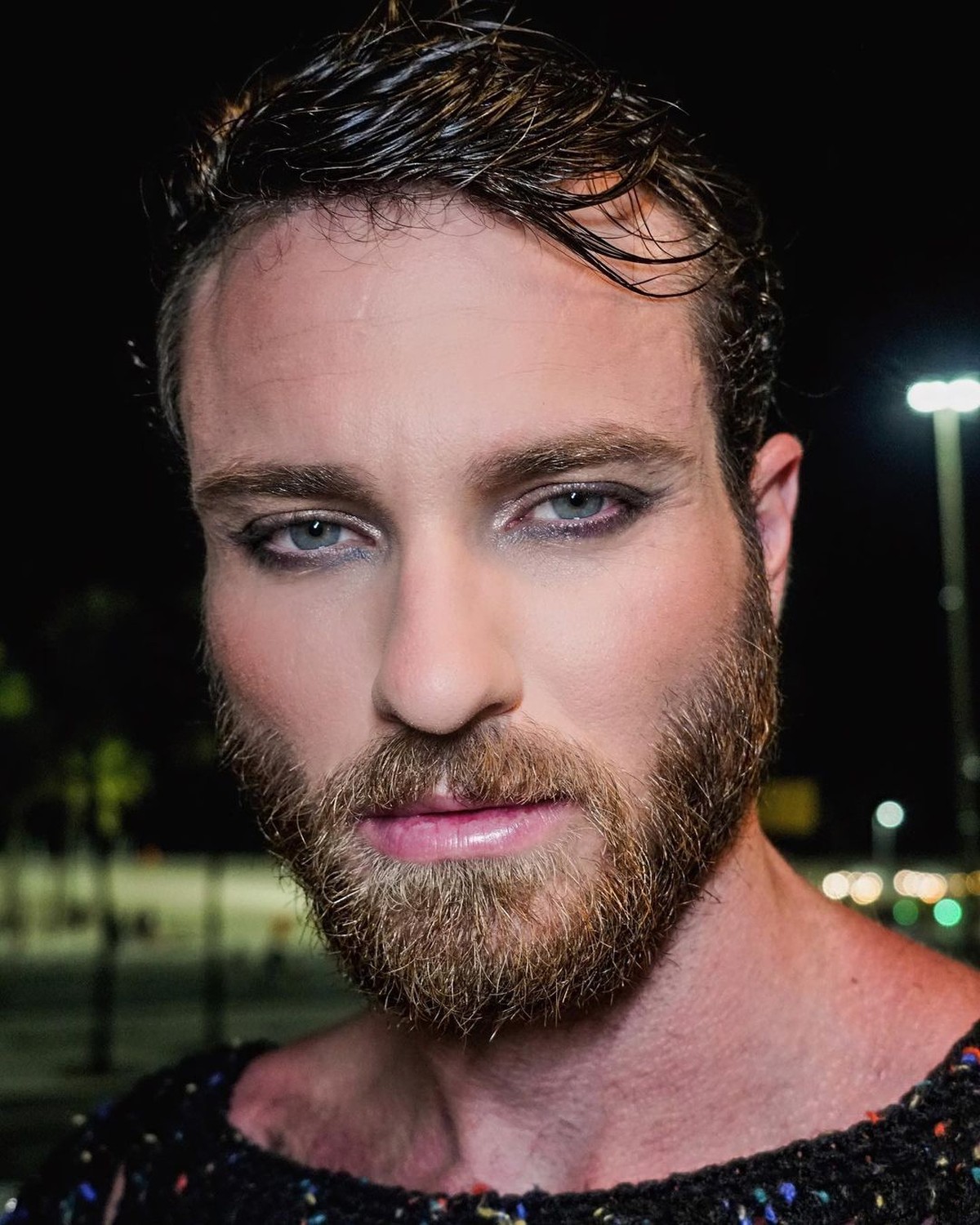 Ex-BBB Lucas Bissoli surge maquiado em festa e seguidores apontam 'moda ...