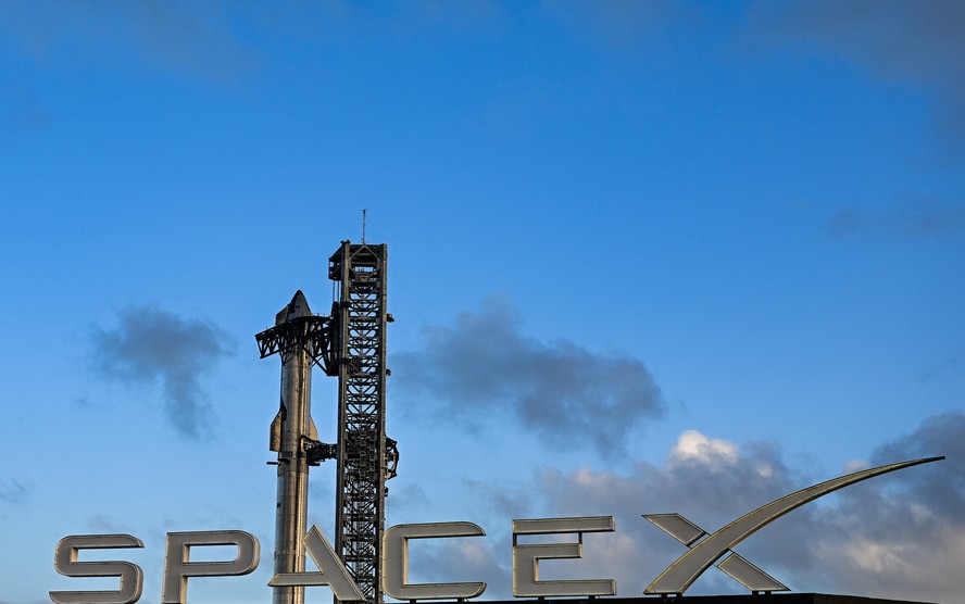 SpaceX é avaliada em US$ 800 bilhões e confirma planos de abrir capital ...