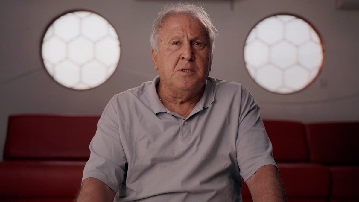 Zico completa 72 anos e recebe homenagens na internet pelo aniversário ...