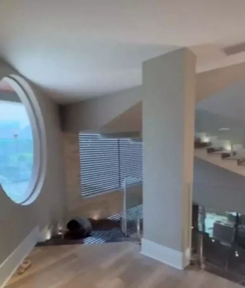 Casa de Vinicius Jr. no Rio: mansão do jogador tem boate particular ...